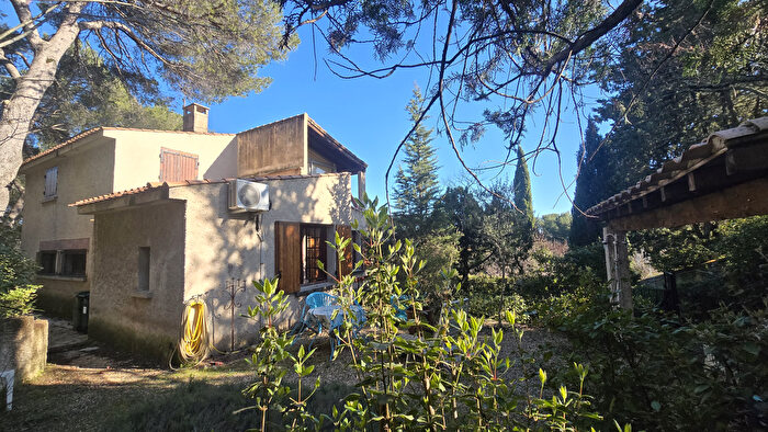 Maison à vendre - Nîmes, Puech du Teil - 7 pièces - 4 chambres