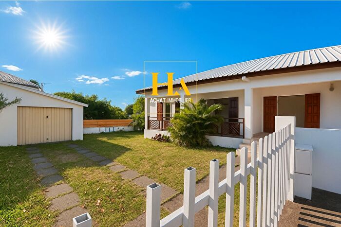 Maison à vendre - Saint-Pierre, La ligne des Bambous, La Concession - 5 pièces - 3 chambres