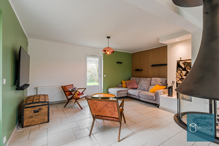 Maison à vendre - Pérouges - 7 pièces - 5 chambres