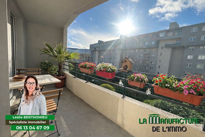 Appartement à vendre - Saint-Étienne, La Métare, Le Portail Rouge, Fauriel, Villeboeuf - 4 pièces - 3 chambres