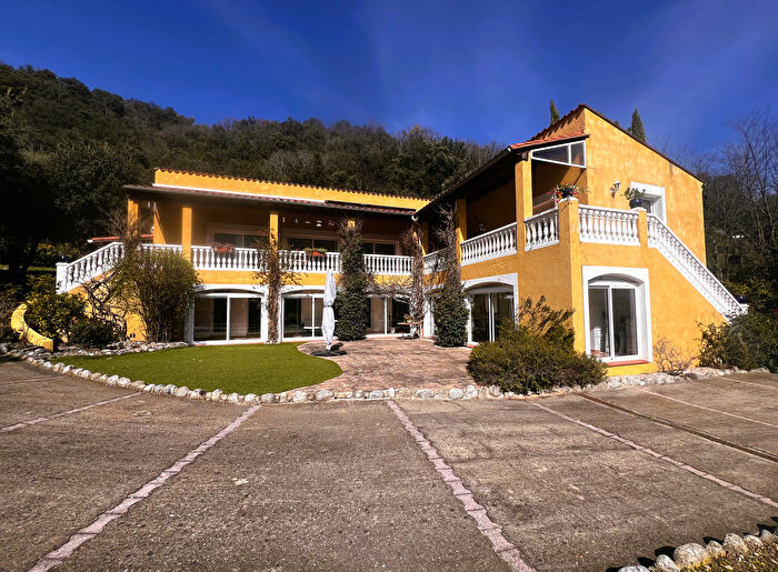 Maison à vendre - Arles-sur-Tech - 5 pièces - 4 chambres