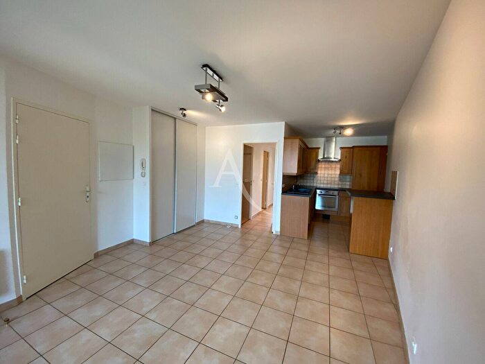 Appartement à louer - Chevry-Cossigny - 3 pièces - 2 chambres