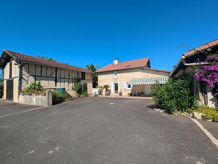 Maison à vendre - Saint-Sever - 7 pièces - 5 chambres