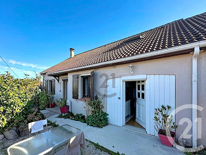 Maison 4 pièces à Sainte-Colombe, à vendre