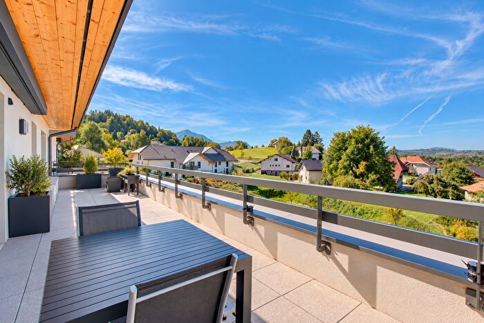 Viuz-la-Chiésaz : Appartement 4 pièces à vendre