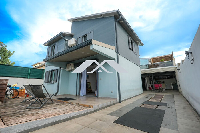 Maison à vendre - Saint-Pierre, La ligne des Bambous, La Concession - 4 pièces - 3 chambres