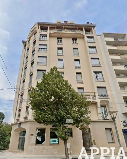 Saint Louis, Lyon 7ème arrondissement - Appartement 5 pièces à louer