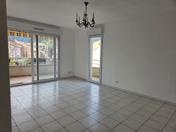 Appartement 4 pièces à vendre à Solliès-Pont
