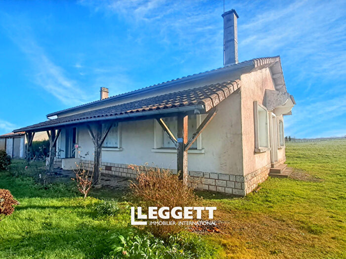 Maison à vendre - Montemb uf, Montemboeuf - 4 pièces - 3 chambres