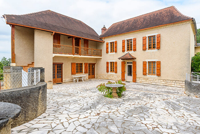 Maison 8 pièces à Malaussanne, à vendre