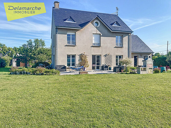 Maison à vendre - Bréhal - 9 pièces - 5 chambres