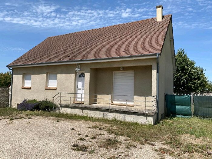 Maison 4 pièces à louer à Villiers-en-Désuvre, Villiers-en-Désoeuvre