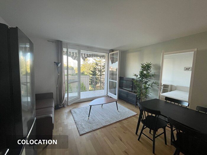 Appartement à louer - Bourgogne-Pasteur, Orléans - 5 pièces - 2 chambres