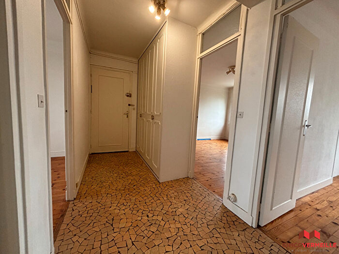 Rueil-Malmaison, Coteaux : Appartement 3 pièces à louer