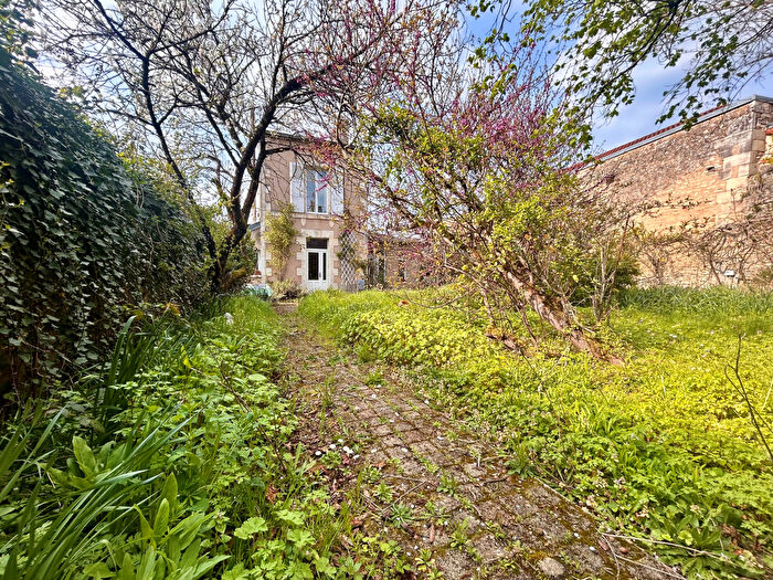 Maison à vendre - Poitiers, Centre-ville - 6 pièces - 5 chambres
