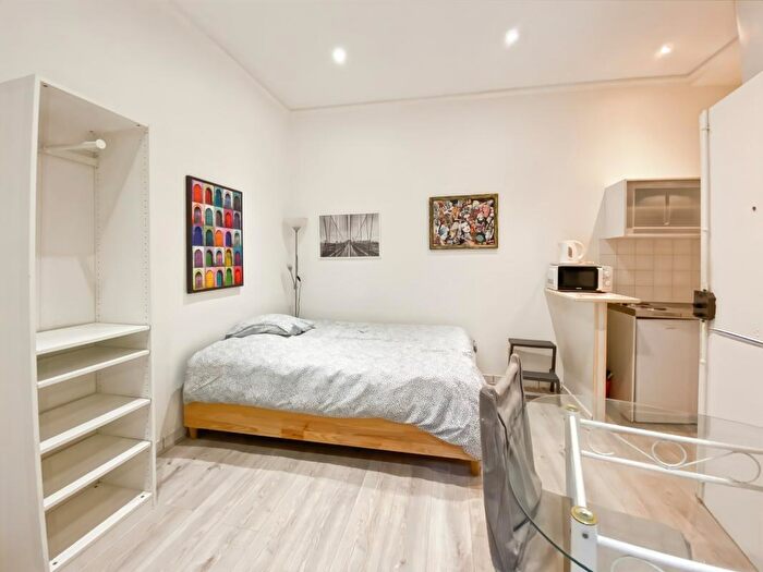 Appartement 1 pièce à vendre à Paris 8ème, Saint-Philippe du Roule