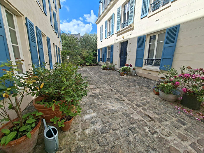 Appartement 2 pièces à Saint-Germain-en-Laye, Centre-ville, Quartiers forestiers, à vendre