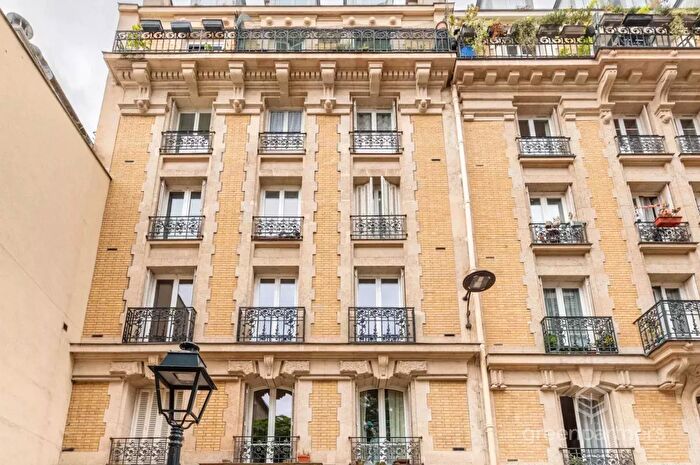 Paris 18ème, Jules Joffrin : Appartement 1 pièce à vendre