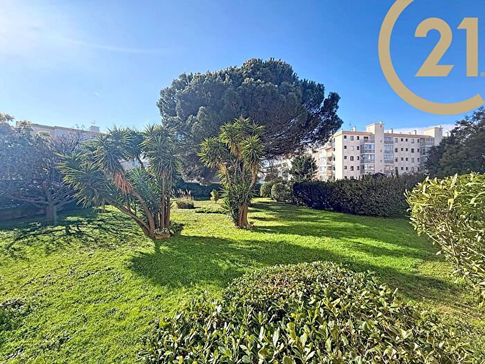 Appartement à louer - Fréjus - 1 pièce