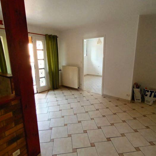 Appartement 2 pièces à Briand Leclerc, Sens, à louer