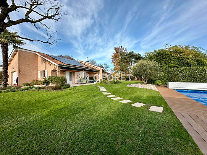 Maison à vendre - Saint-André-le-Bouchoux - 6 pièces - 4 chambres