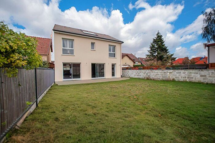 Maison 5 pièces à Les Bruyeres, Le Petit-Quevilly, à louer