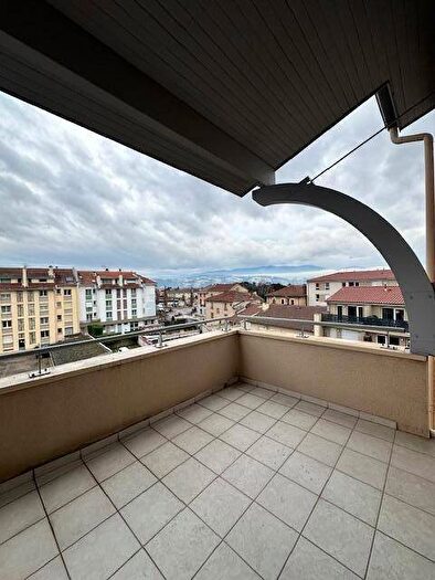 Appartement à louer - Ouest, Le Péage-de-Roussillon - 3 pièces - 2 chambres