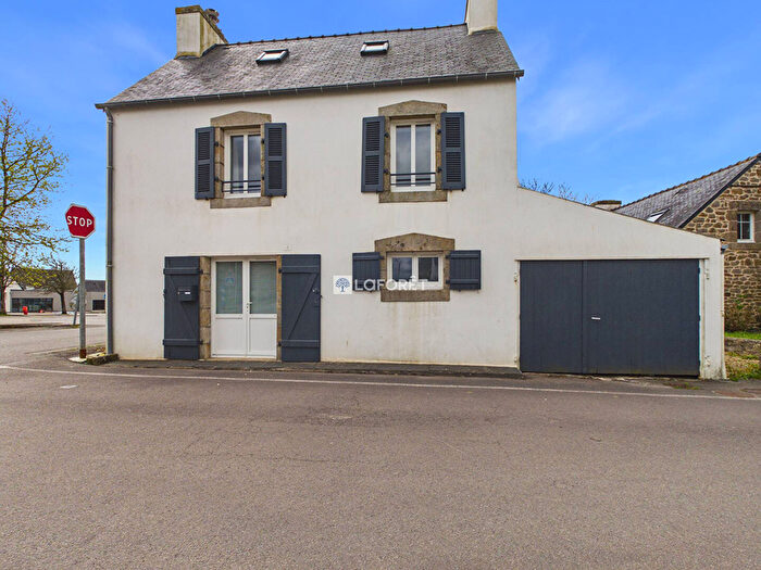 Maison à vendre - Plonévez-Porzay - 5 pièces - 3 chambres