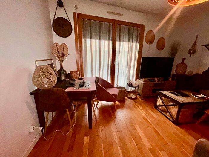 Appartement à vendre - Colombes, Agent Sarre - 2 pièces - 1 chambre