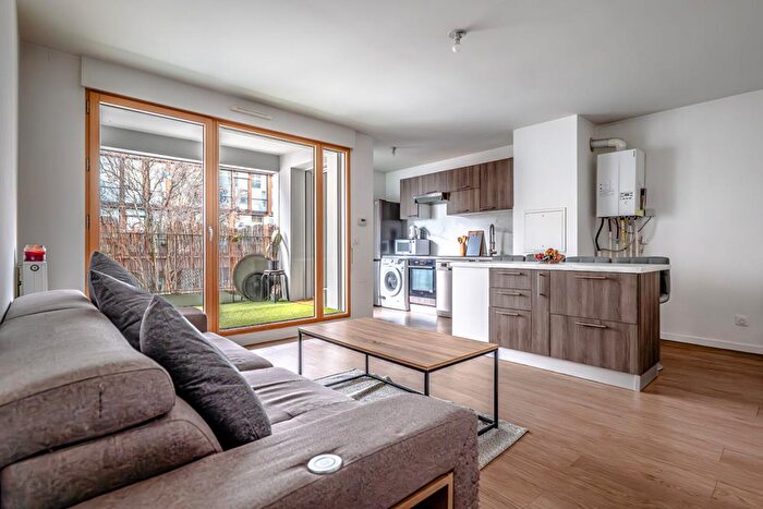 Appartement à vendre - Saint-Denis, La Plaine Saint-Denis - 4 pièces - 3 chambres