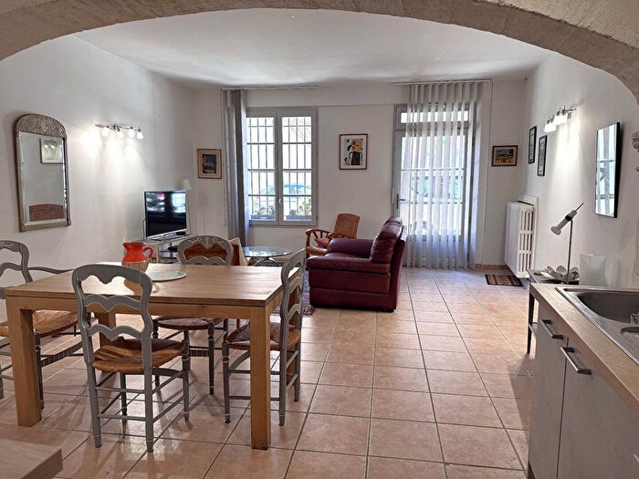 Abbaye-La Motte, Villeneuve-lès-Avignon - Appartement 3 pièces à louer