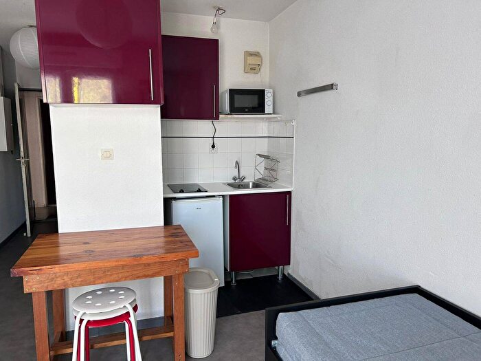 Médoquine-Haut-Brion, Talence - Appartement 1 pièce à louer