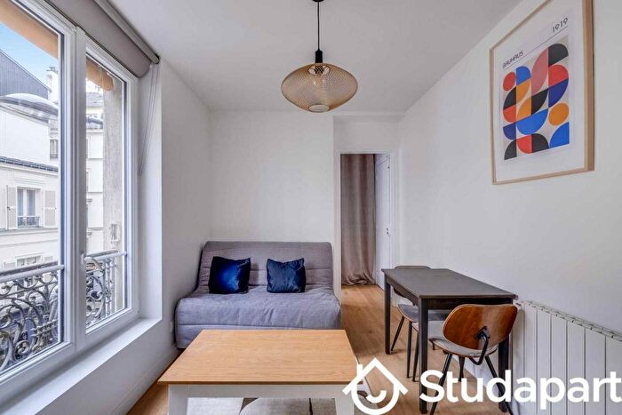 République-Saint Ambroise, Paris 11ème arrondissement : Appartement 1 pièce à louer
