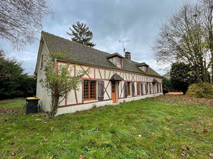 Maison 6 pièces à louer à Neaufles-Saint-Martin
