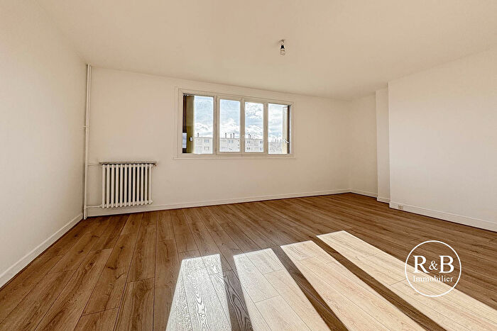 Les Clayes-sous-Bois, Nord : Appartement 3 pièces à vendre