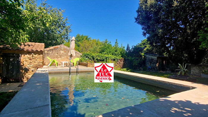 Maison à vendre - Rochegude - 8 pièces - 5 chambres