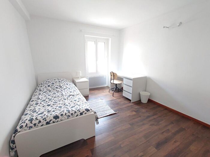 Appartement à louer - Champs-sur-Marne, Centre-ville - 1 pièce - 1 chambre