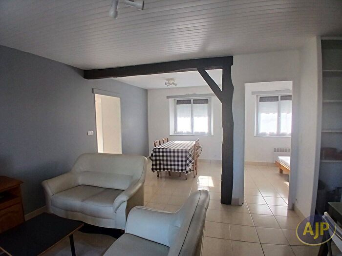 Le Pallet : Maison 2 pièces à louer