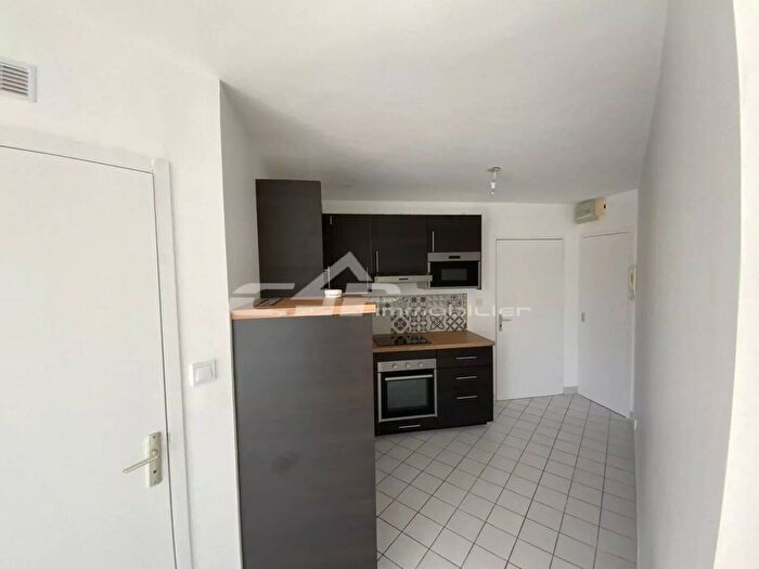 Appartement à louer - Plougonvelin - 2 pièces - 1 chambre