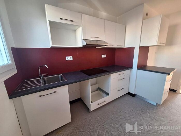 Appartement à louer - Clermont-Ferrand, Champratel, La Plaine - 3 pièces - 2 chambres