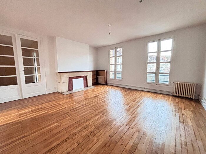 Appartement à louer - Le Chateau, Les Andelys - 3 pièces - 2 chambres