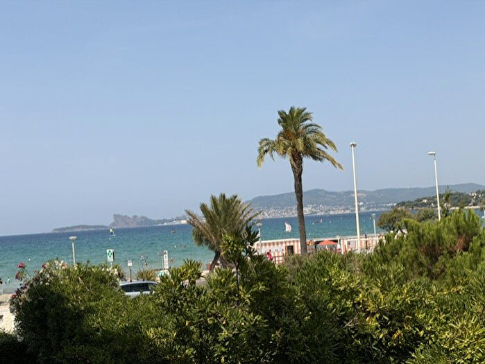 Appartement 3 pièces à Saint-Cyr-sur-Mer, Les Lecques, Caylar, Cap Saint-Louis, Plage, à louer