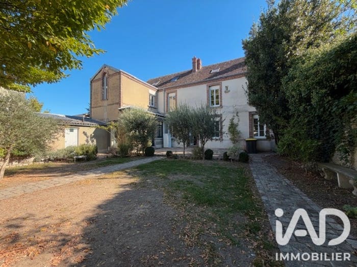 Dreux, Centre-ville : Maison 9 pièces à vendre