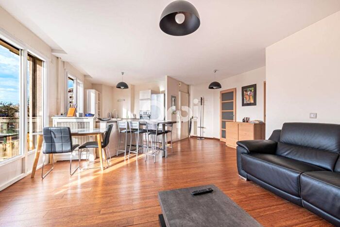 Appartement à louer - Centre-Hôtel de Ville, Limoges - 3 pièces - 2 chambres