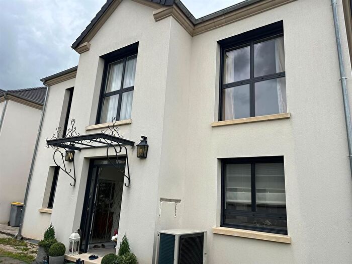 Maison à vendre - Rosny-sur-Seine - 8 pièces - 4 chambres