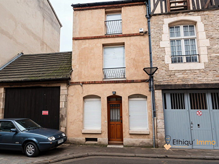 Maison à vendre - Bar-sur-Aube - 5 pièces - 4 chambres