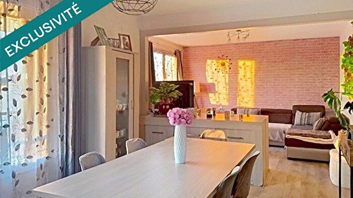 Appartement à vendre - Saint-Trivier-de-Courtes - 4 pièces - 3 chambres