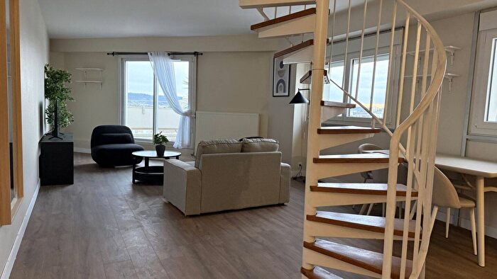 Le Petit-Quevilly : Appartement 4 pièces à louer