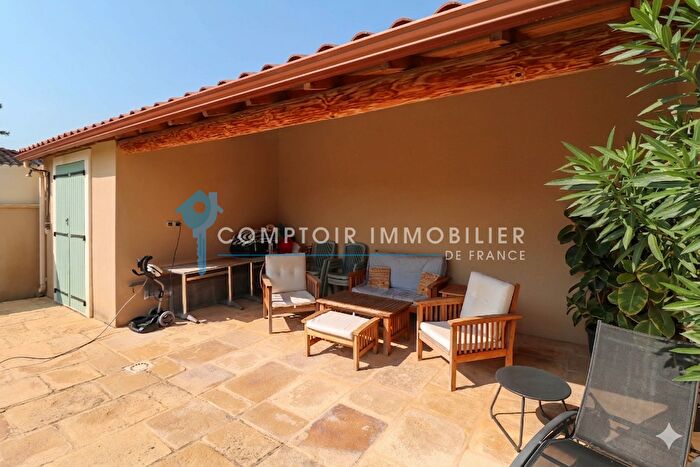 Maison à vendre - Saint-Hilaire-dOzilhan - 4 pièces - 3 chambres