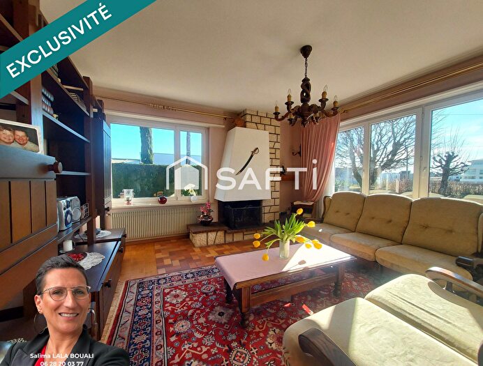 Maison à vendre - Village-Neuf - 7 pièces - 4 chambres